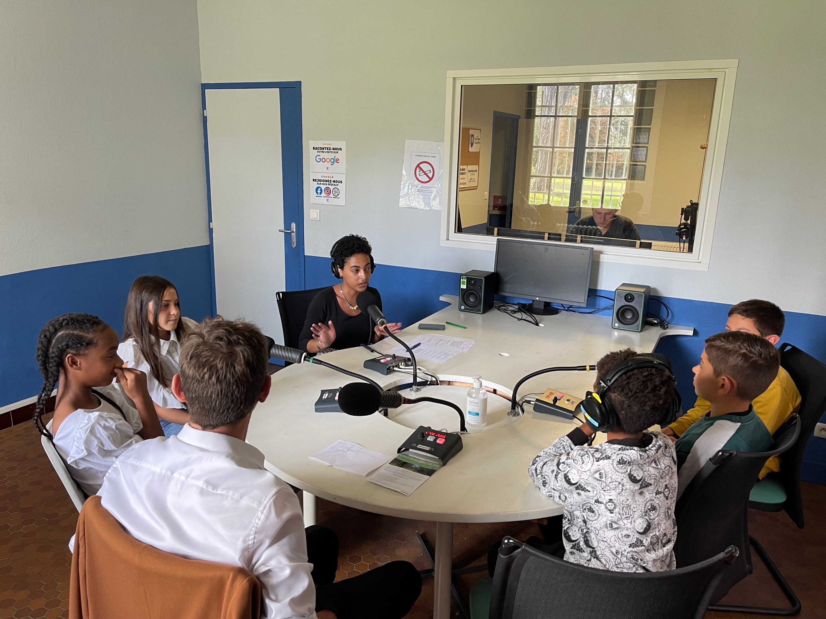 ErasmusDays2022 - Intervention sur O2 radio | Mairie de Cenon