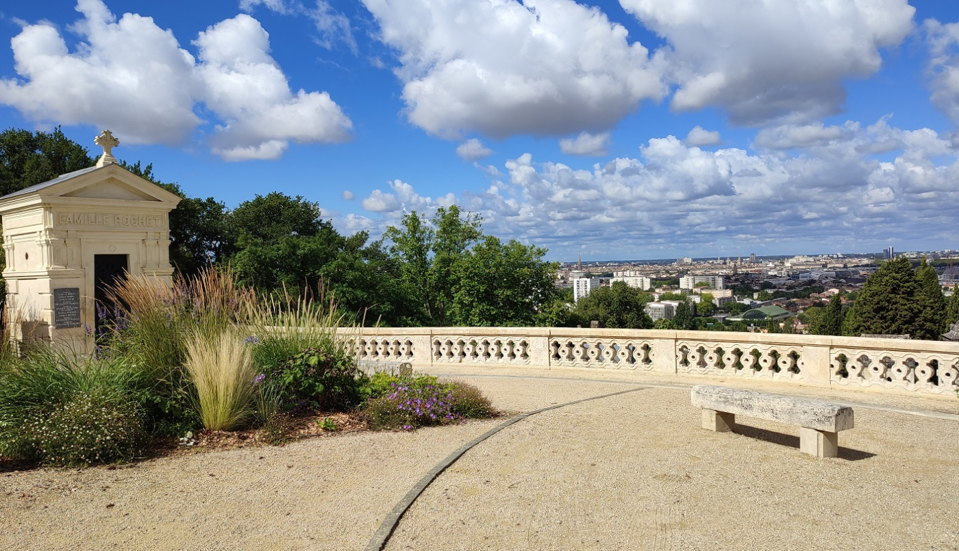 Valorisation du patrimoine du cimetière Saint-Romain | Mairie de Cenon