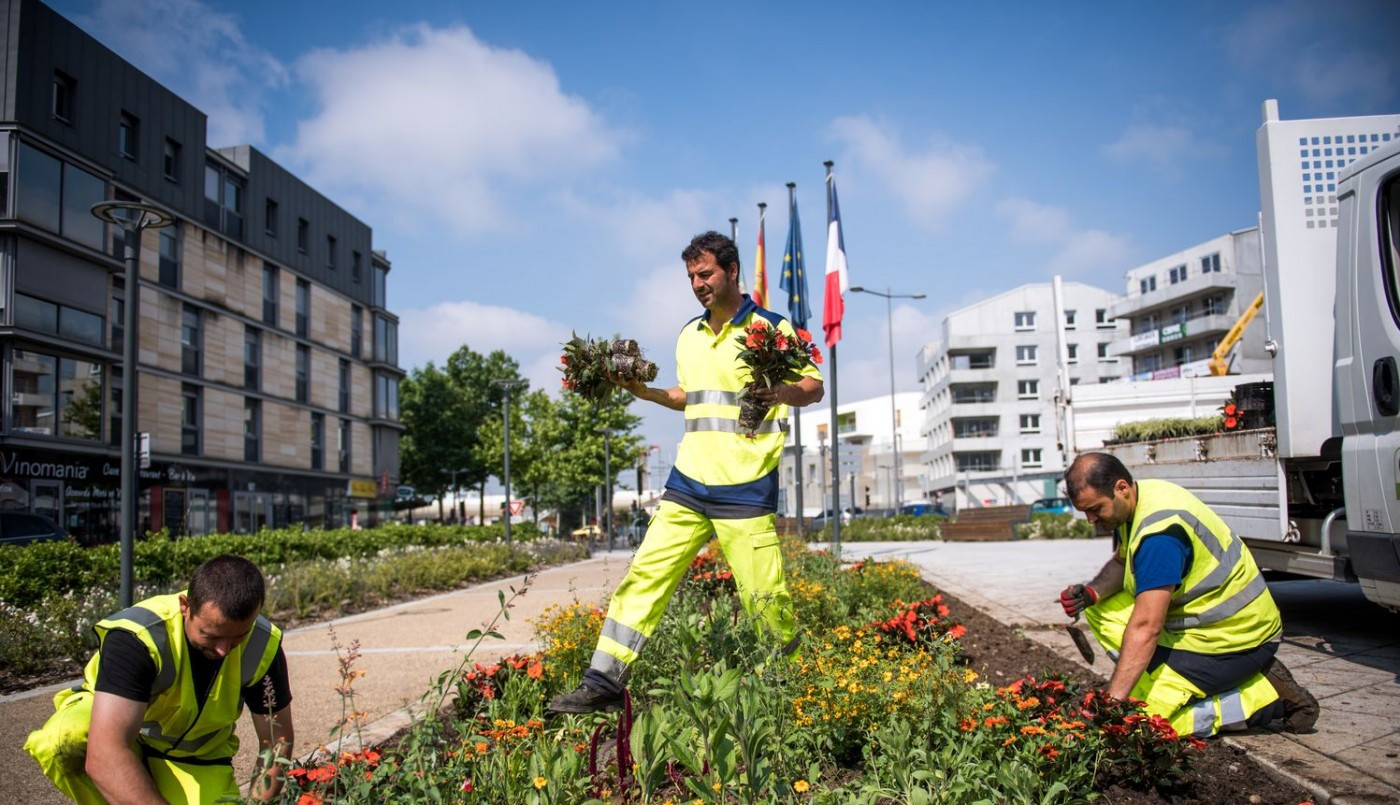 Ville fleurie | Mairie de Cenon
