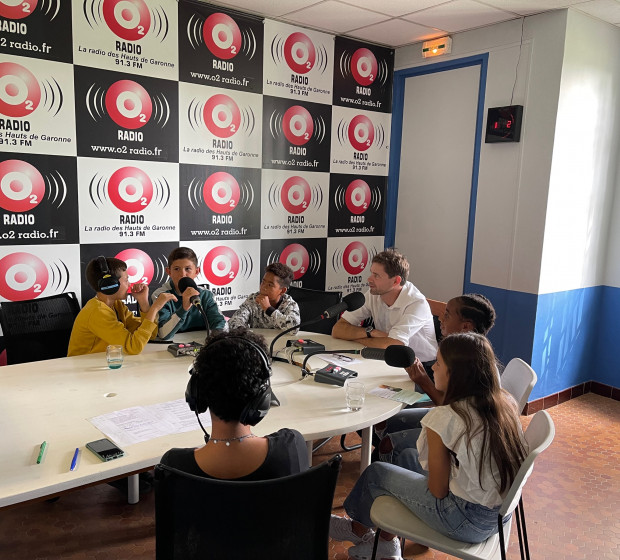 ErasmusDays2022 - Intervention sur O2 radio | Mairie de Cenon